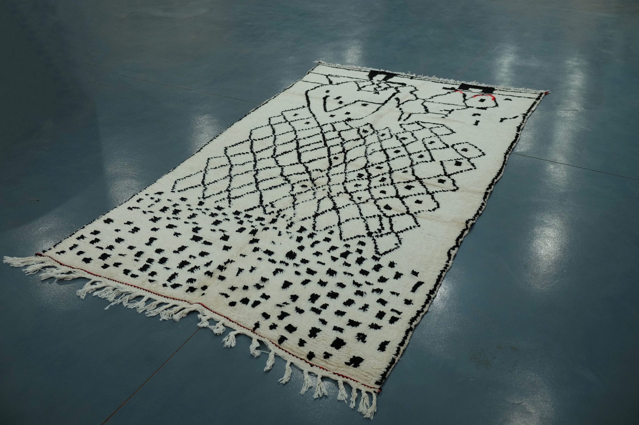 Amazing Azilal rug 8.03 ft x 2.26 ft - Moroccan Rugs