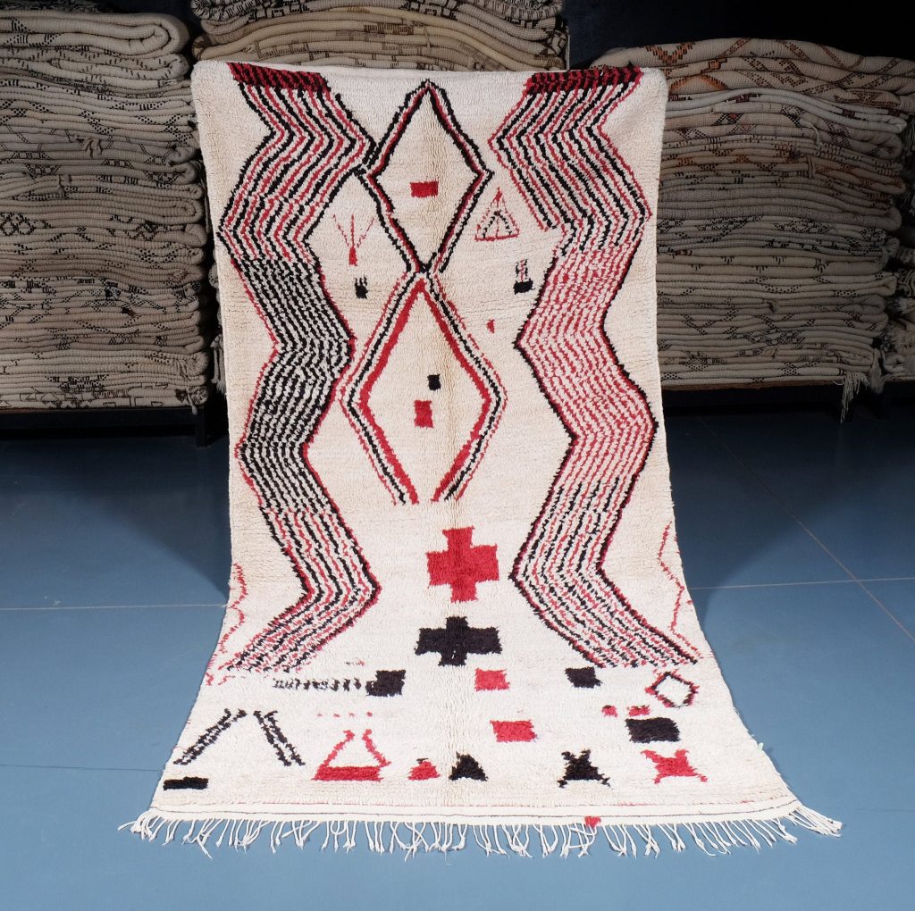 Amazing Azilal rug 8.03 ft x 2.26 ft - Moroccan Rugs